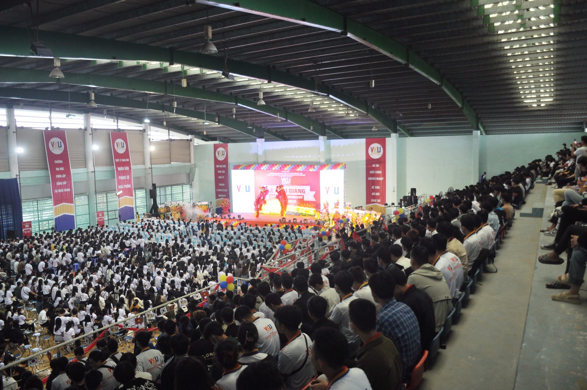 Xây dựng và phát triển VKU trở thành một đại học đẳng cấp, ngôi trường ...