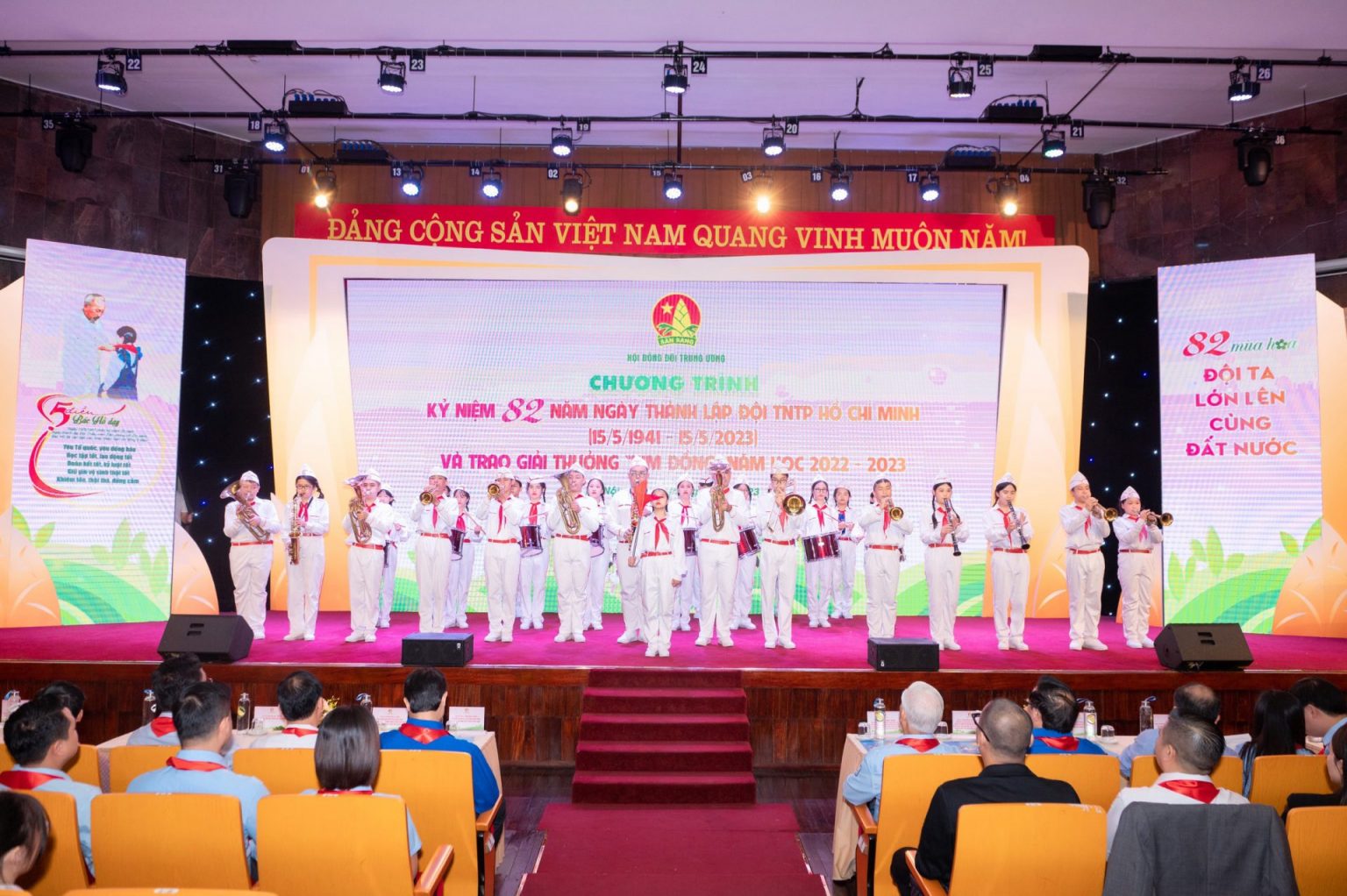Đội Thiếu niên Tiền phong Hồ Chí Minh- 82 năm xây dựng và trưởng thành ...
